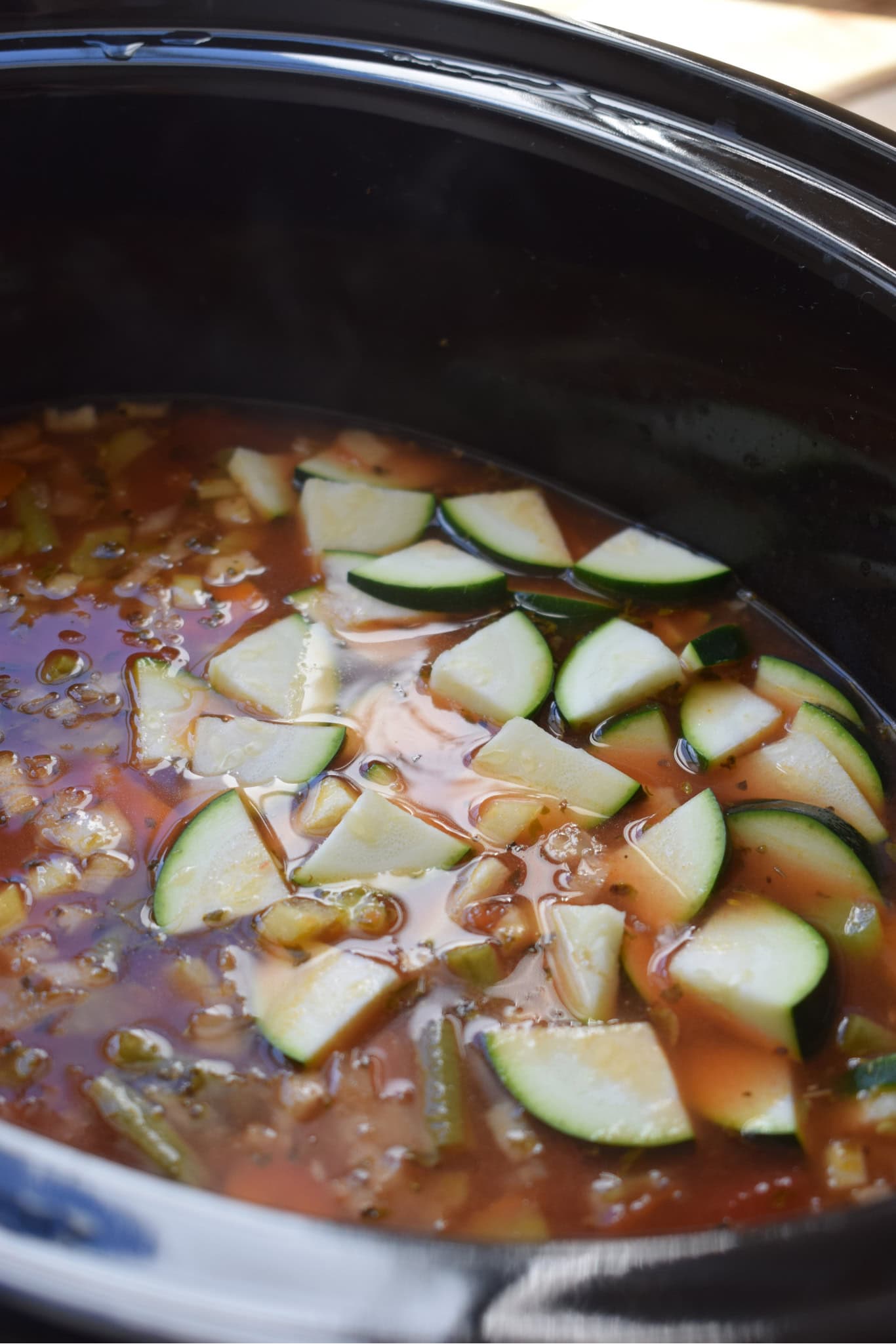Slow Cooker Minestrone Soup - Julia's Cuisine