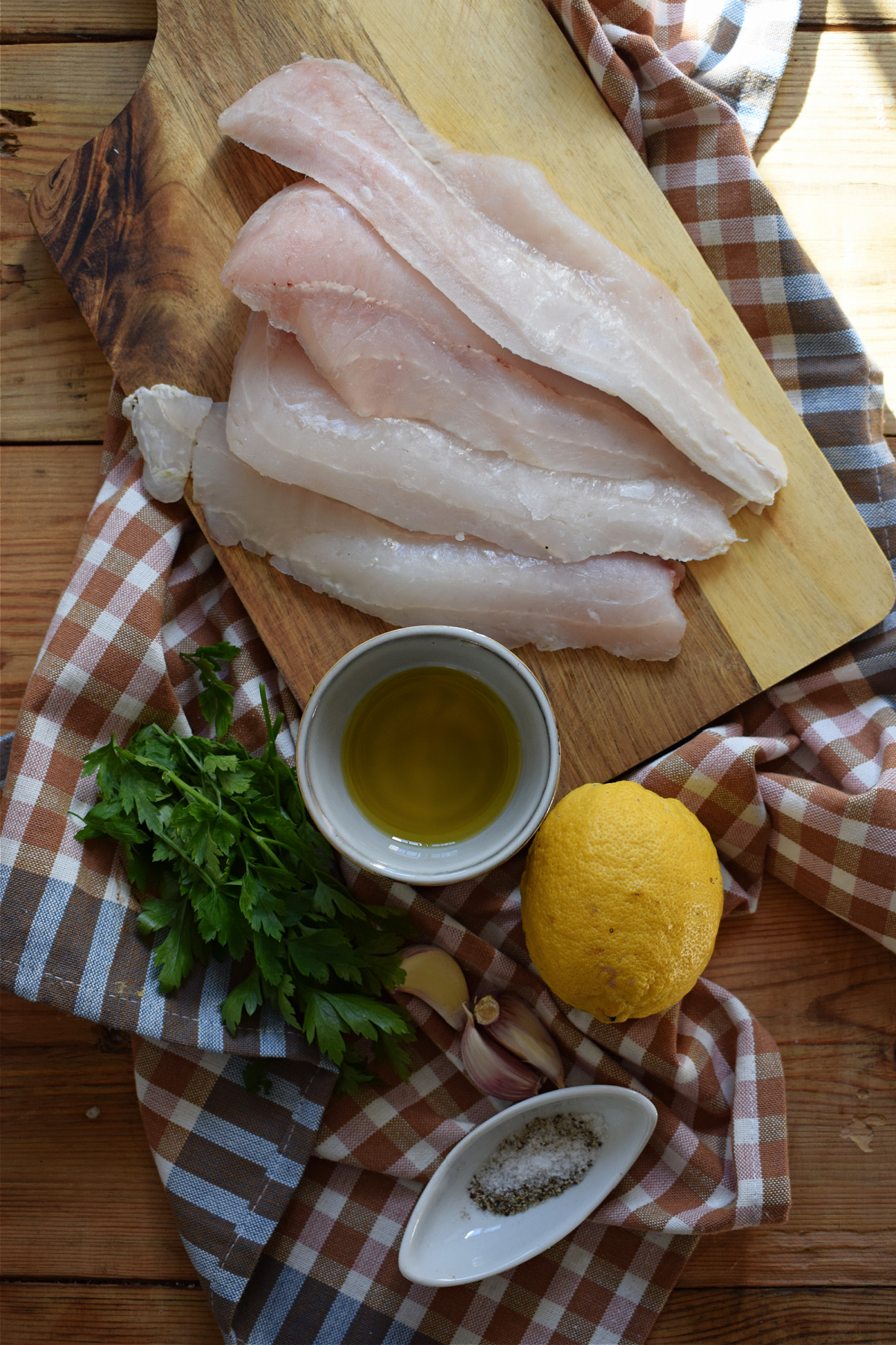 Pan Fried Perch with lemon parsley Sauce - Julia's Cuisine
