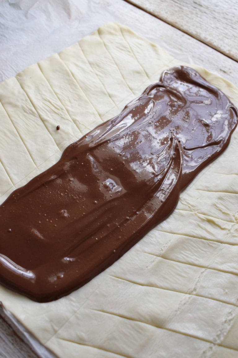 Nutella Puff Pastry Braid - Julia's Cuisine