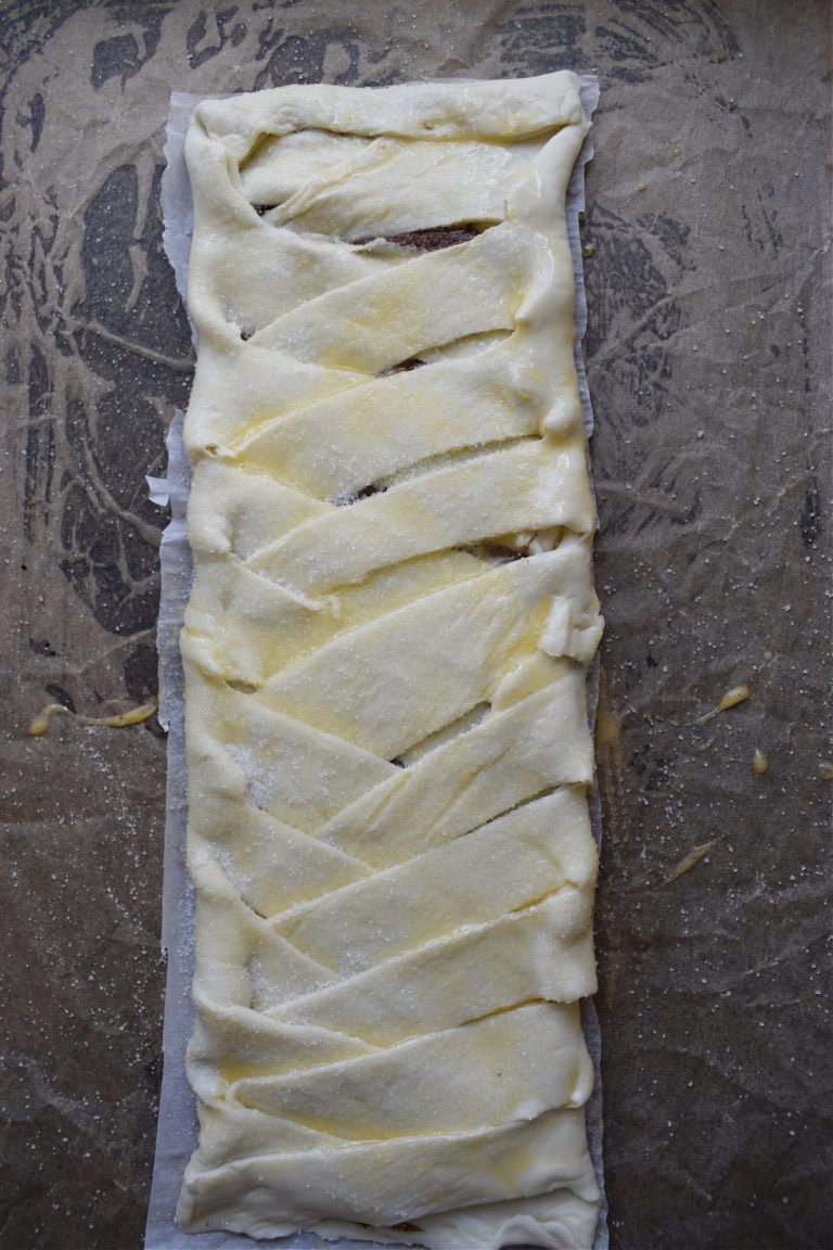 Nutella Puff Pastry Braid - Julia's Cuisine