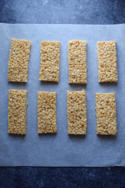 Halloween Mummy Rice Krispie Treats - Julia's Cuisine