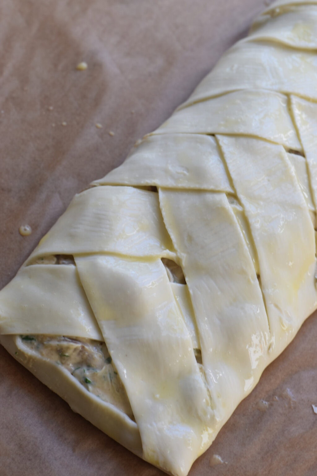 Creamy Mushroom Puff Pastry Braid - Julia's Cuisine