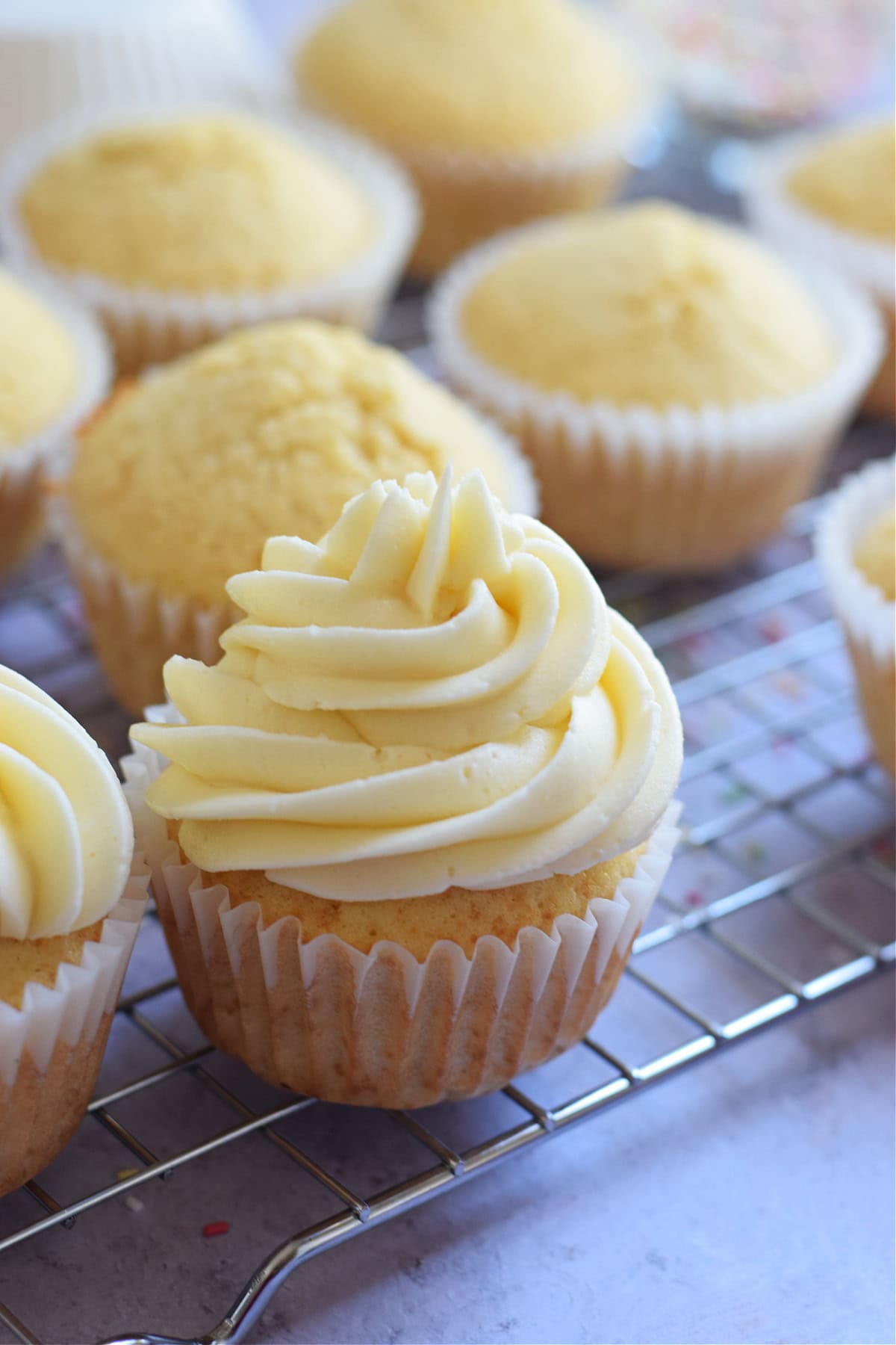 Whipped Vanilla Buttercream Frosting - Julia's Cuisine
