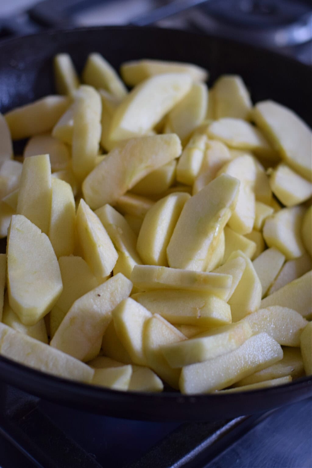 Caramelized Apples - Julia's Cuisine