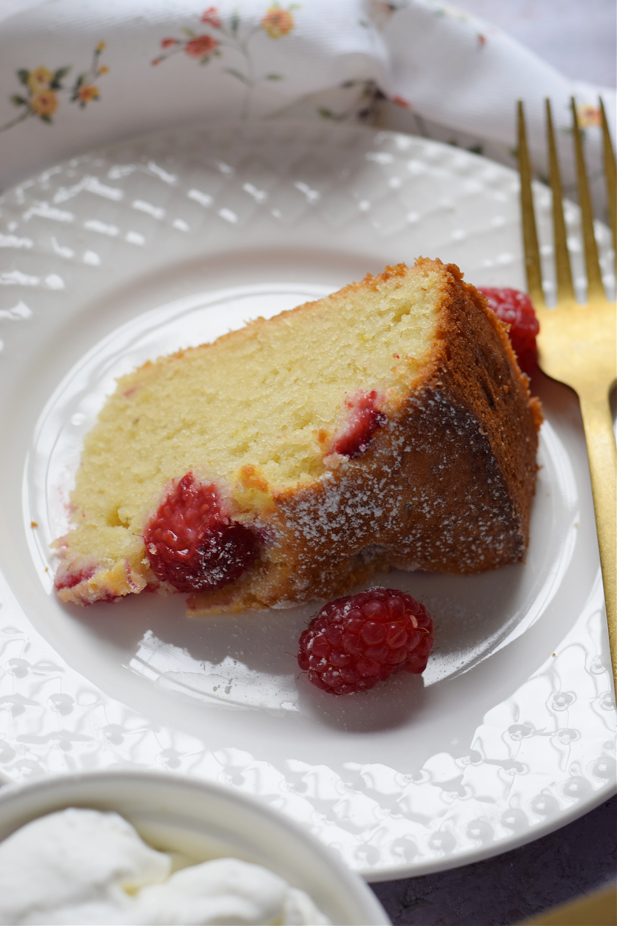 Raspberry Ricotta Cake - Julia's Cuisine