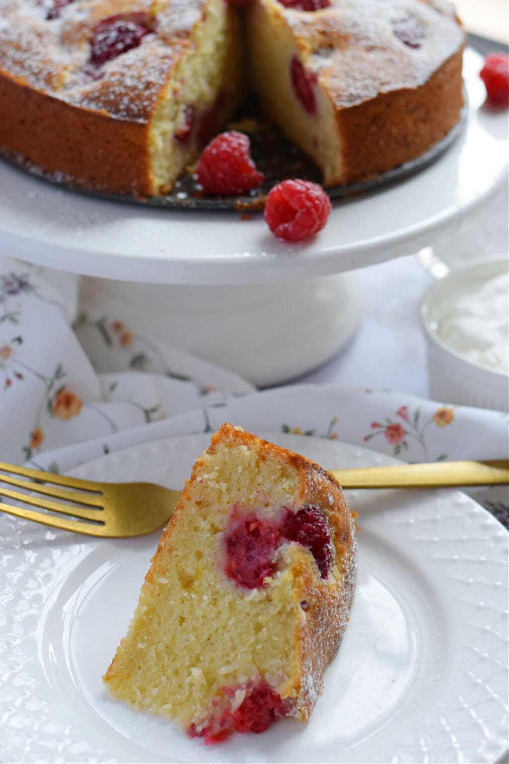 Raspberry Ricotta Cake - Julia's Cuisine