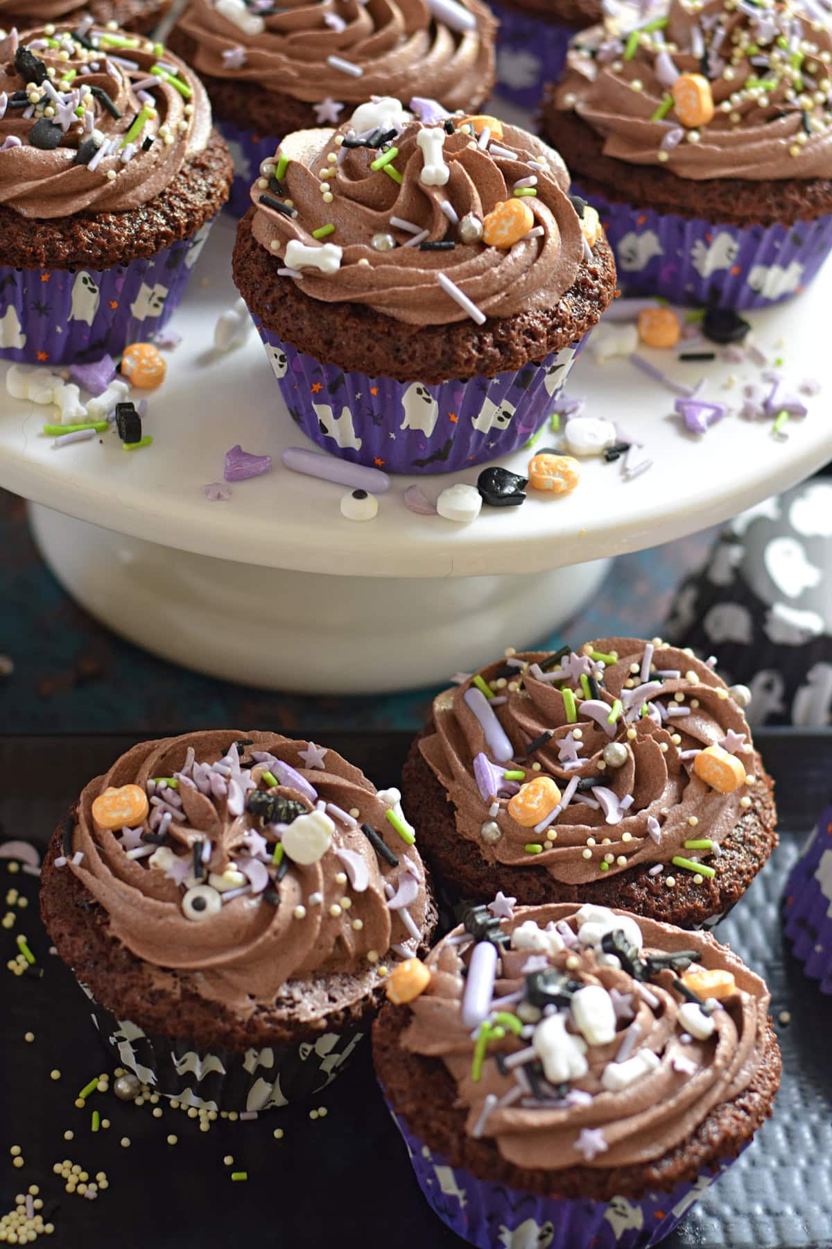 Chocolate Halloween Cupcakes - Julia's Cuisine